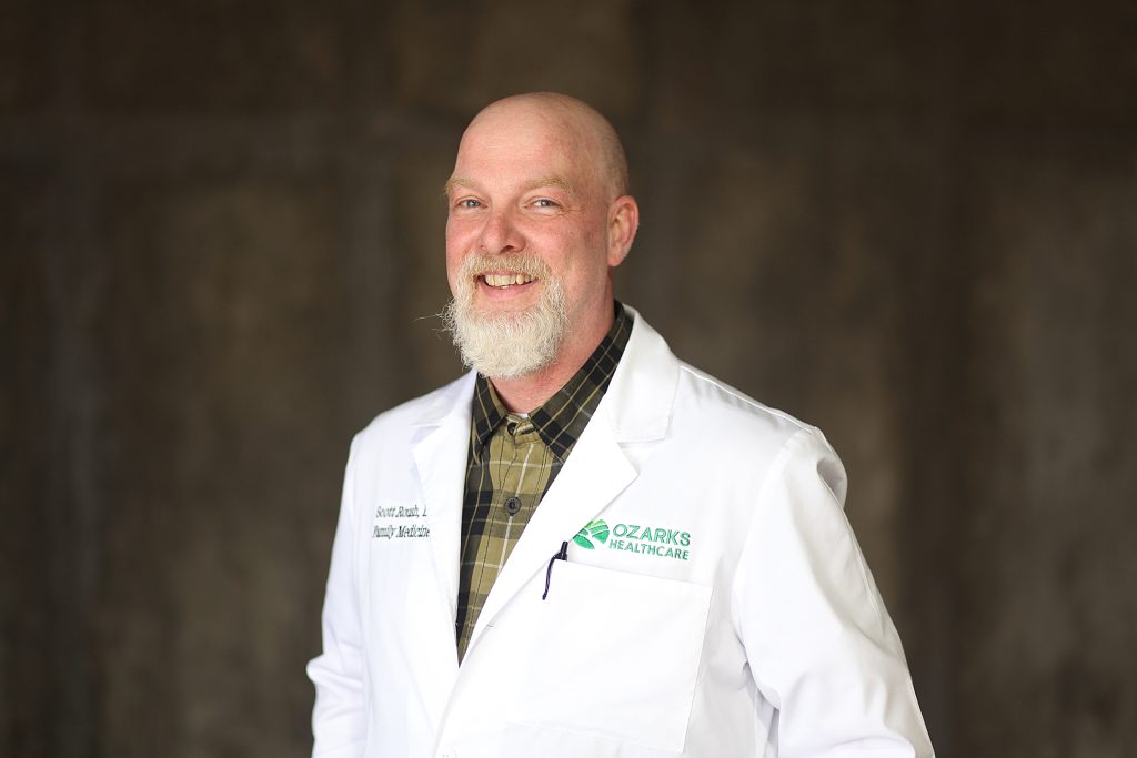 Dr. Scott Roush treating Patients at Ozarks Healthcare in Alton and ...