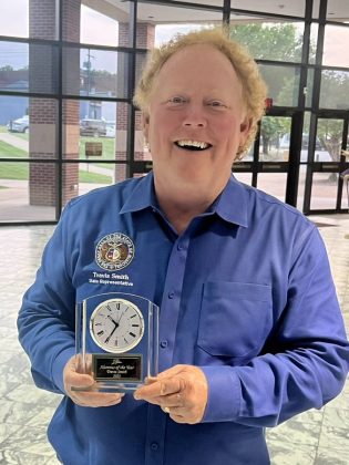 Rep. Travis Smith named 2023 West Plains School Alumnus of the Year ...