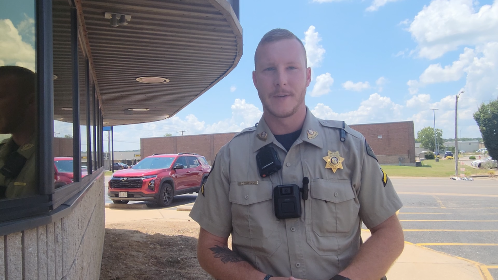 Back the Blue - Howell County Deputy Austin DeShazo - Ozark Radio News